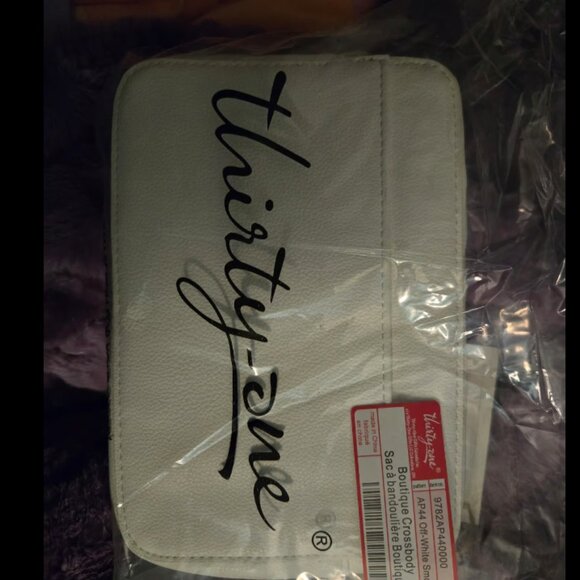 thirty-one | Bags | Thirtyone Boutique Crossbody White Smooth Pebble ...